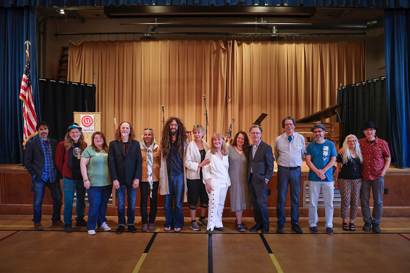 Sing It Loud – Songs of Protest